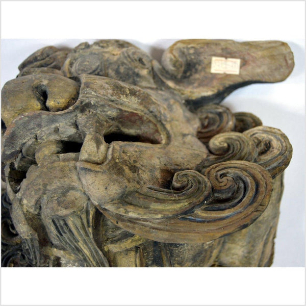 Antique Multicolor Foo Dog Corbel